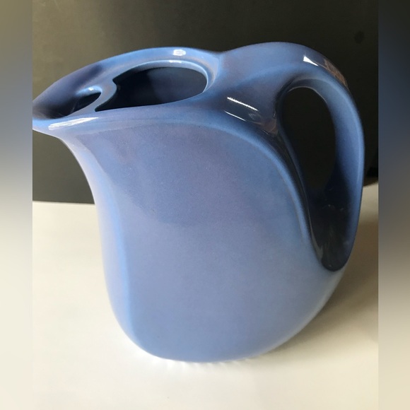 Hall china | Kitchen | Vintage 94s Hall Blue China Water Pitcher Circa ...